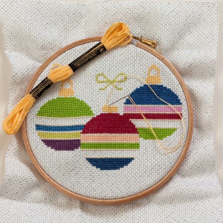 CinnamonStitching - Etsy