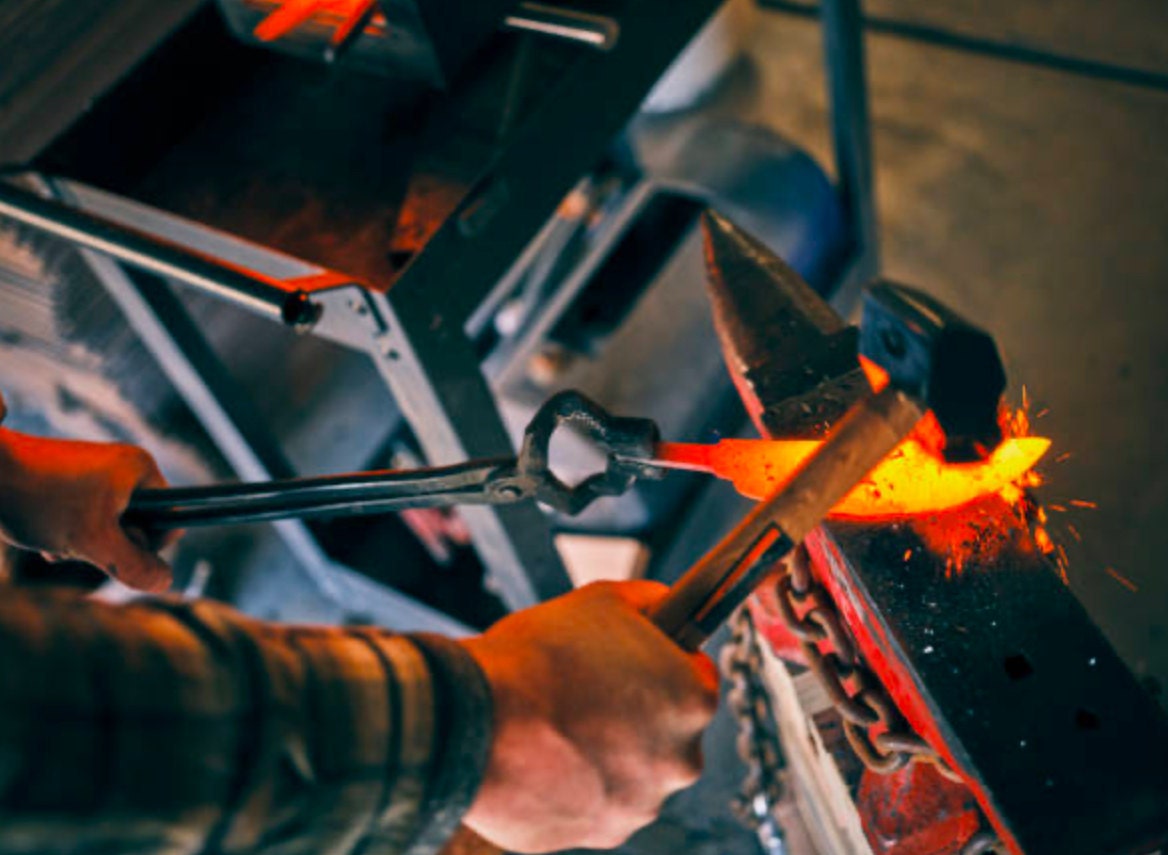 AjSanityKnives The secret to forging authentic Damascus steel knives