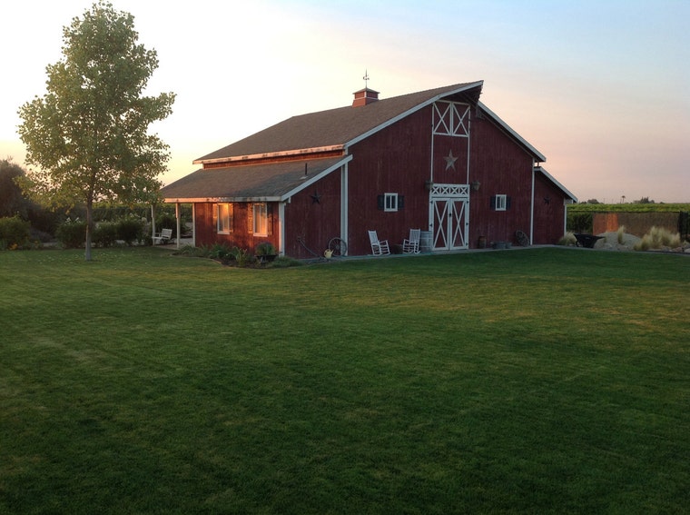 StorybookBarn - Etsy