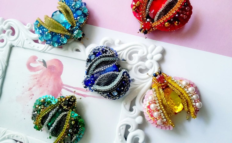 BroochesAndJewelry - Etsy