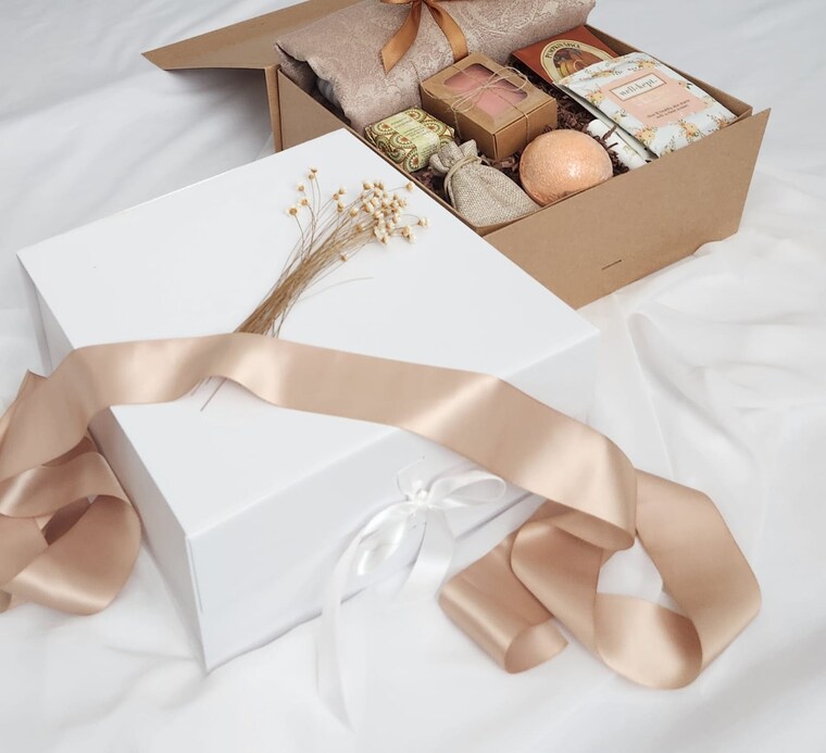 simplygiftbox - Etsy