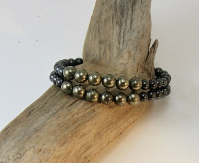 MagnetiteJewelry - Etsy Canada