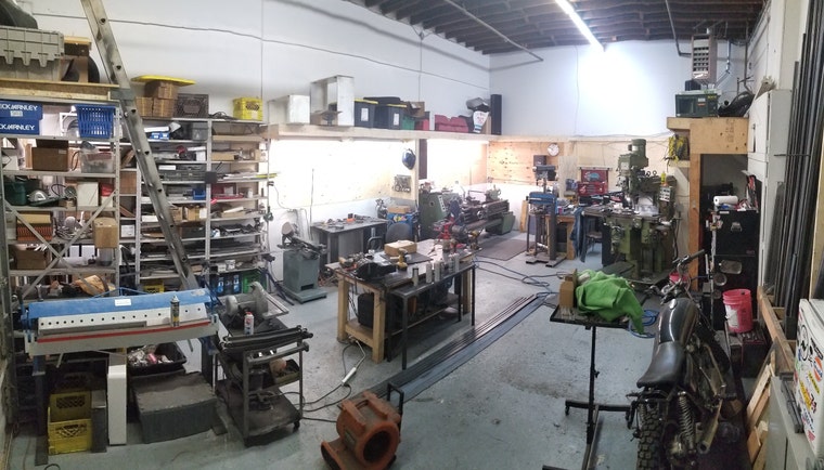 valiantcustomworks - Steel Handles, Shelf Brackets, Table Legs & Props ...