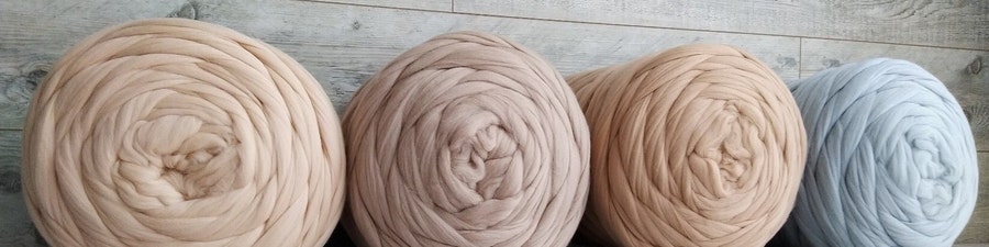 Super Chunky Australian Merino Blankets and Wool by WoollalaWool