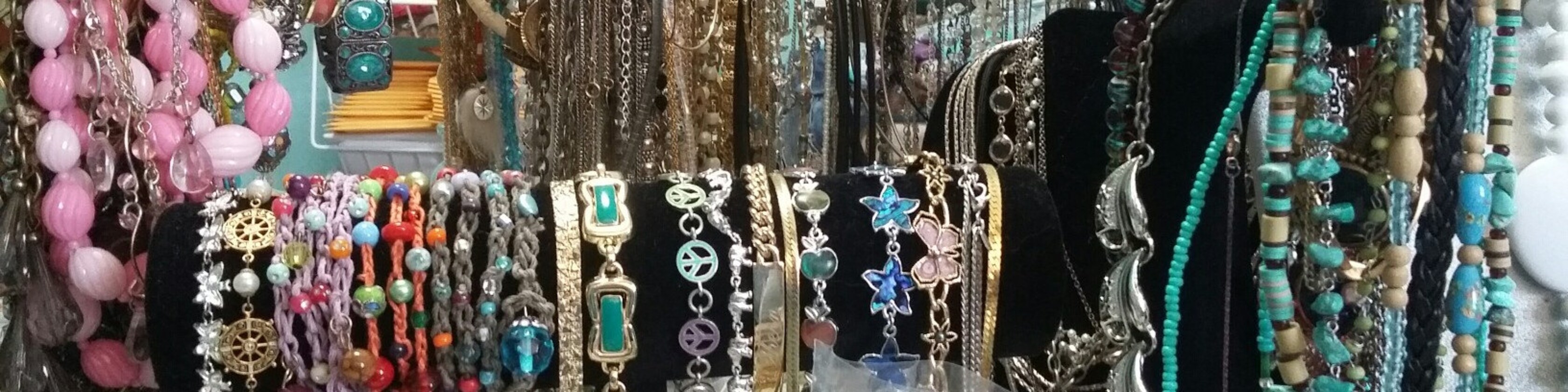 JandJsJunkBoutique - Etsy