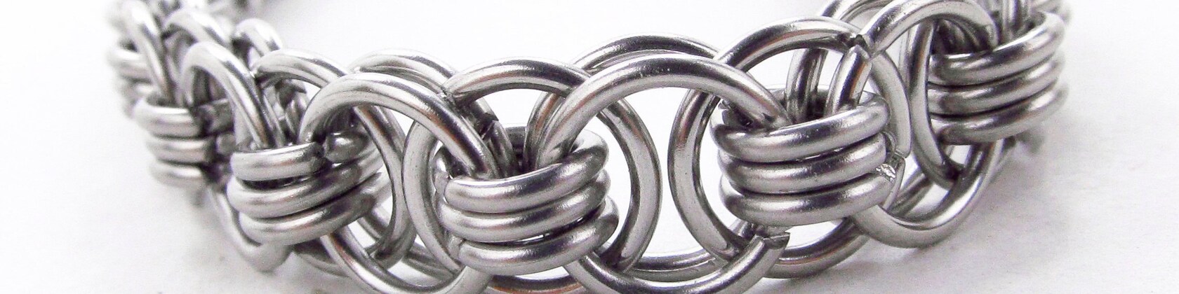 Chainmaille for Everyone by ChainmailleByBim on Etsy
