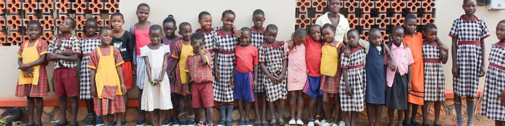 Hello All proceeds help the people of Kyampisi by FourHappyHearts