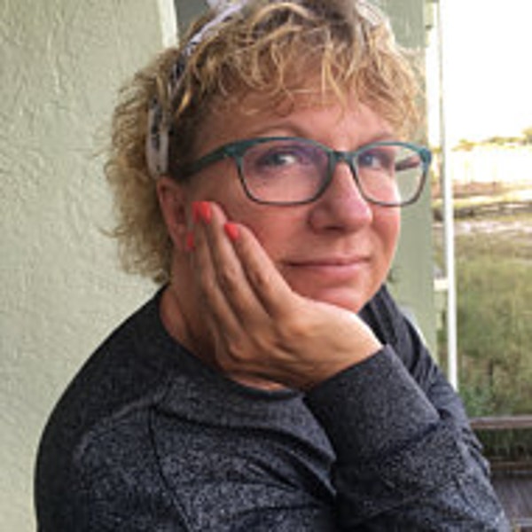 RedRobynDecor - Etsy