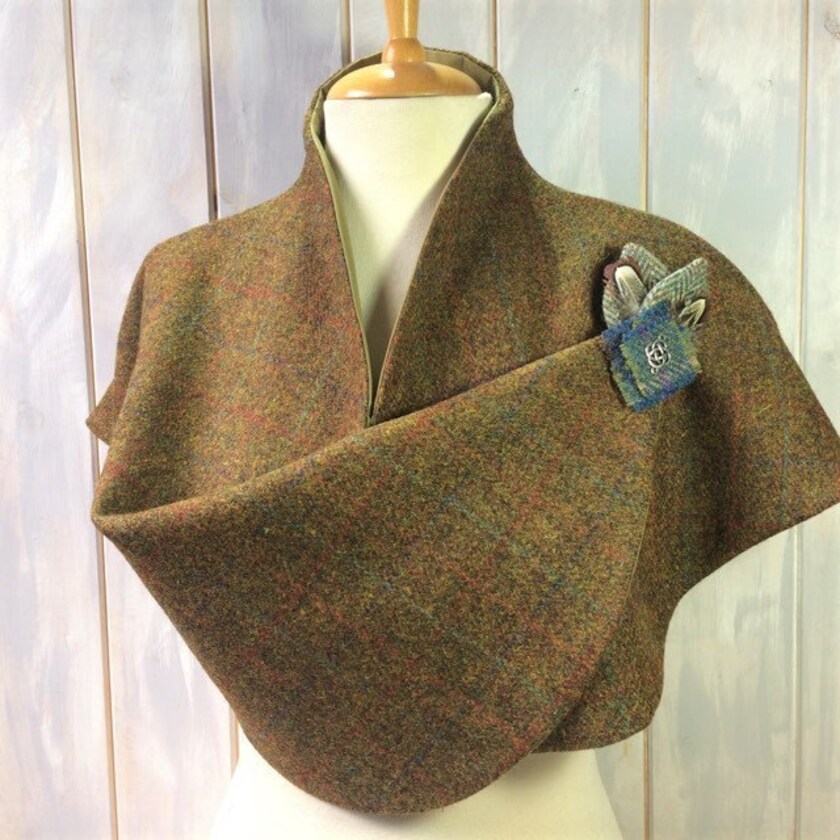 Designer of Luxury Tweed Accessories. by IvyCottageTweeds on Etsy