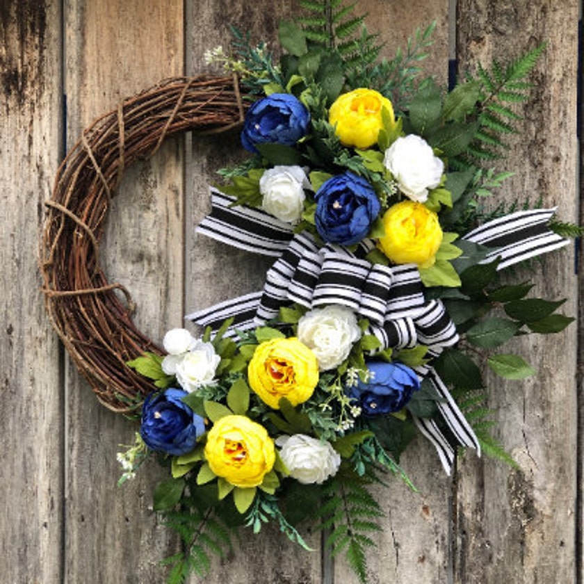 Homemade wreaths and home decor by BarrelOfWreathDesign on Etsy