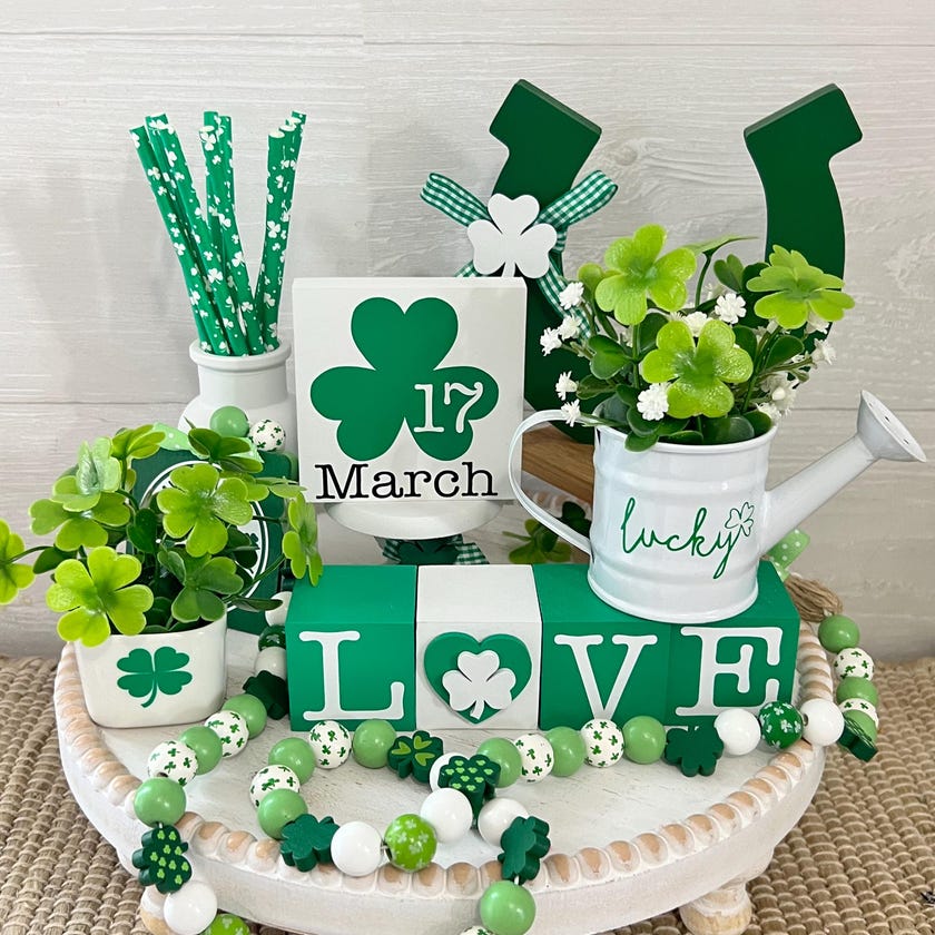 PinkLizzyDesigns - Etsy