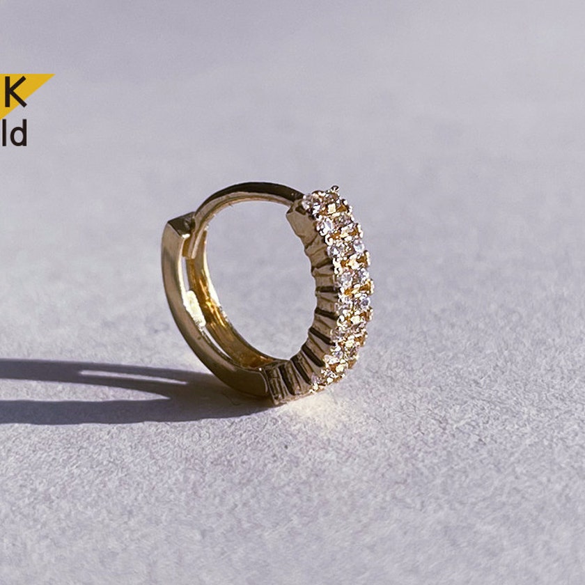 Simple design Minimalist jewelry shop by tinytinygold on Etsy