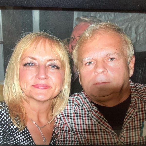 Alabaster Large Round Emerald Green Trinket Box With Hinged Brass Lid ...