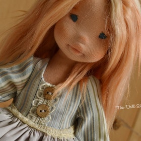 TheDollOnTheShelf - Etsy