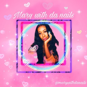 Selling Luxury Press On's by MarywithdaNails on Etsy