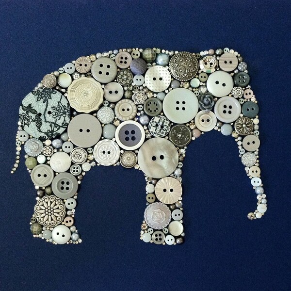 Strawberries Fruit / Snacks / Sweets Buttons Galore Embellishment ...