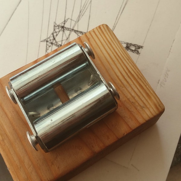 Bench Hook Building Plans for Safe Linocut Carving With Video ...