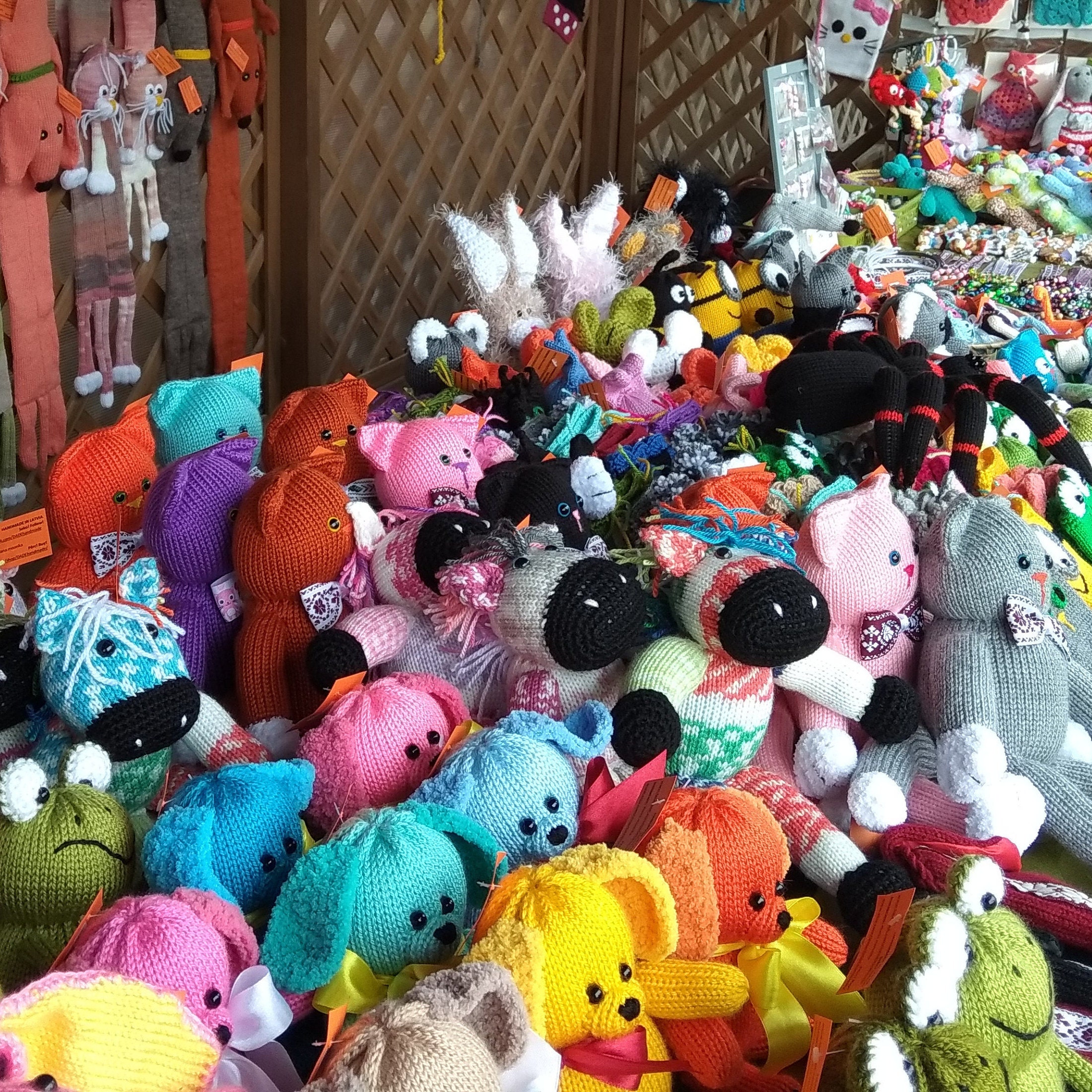 Knitted and crocheted items for you and your kids. by DADEhandmade