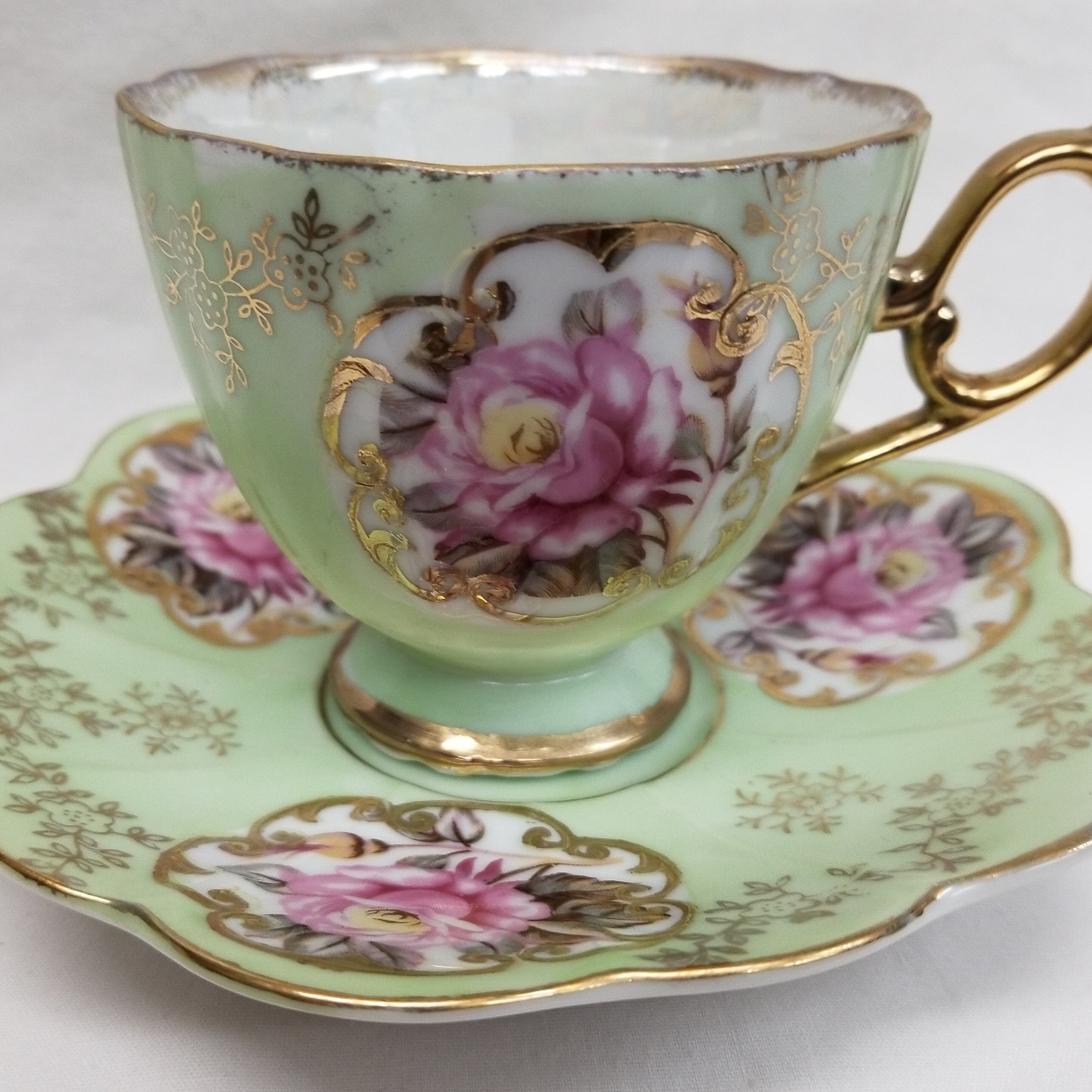 Vintage Antiques and Collectibles. by MarqueensAntiques on Etsy