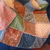 En Rogue Large Rag Quilt Throw Ruby Reds and Creams - Etsy Canada