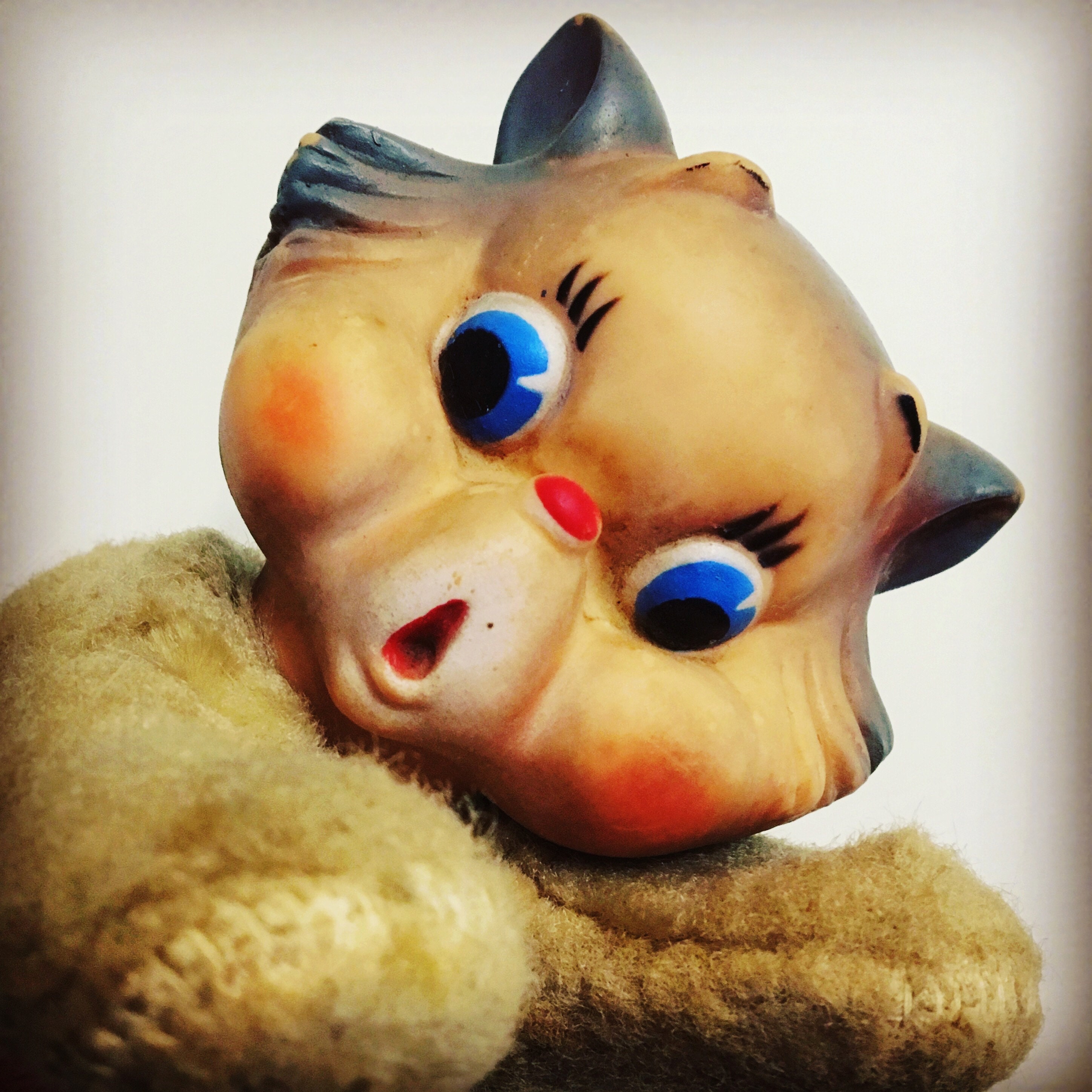 RetroKitschShop - Etsy