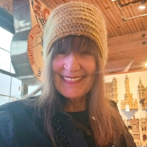 Viking Glass Drape Three Toe Persimmon Vase - Etsy