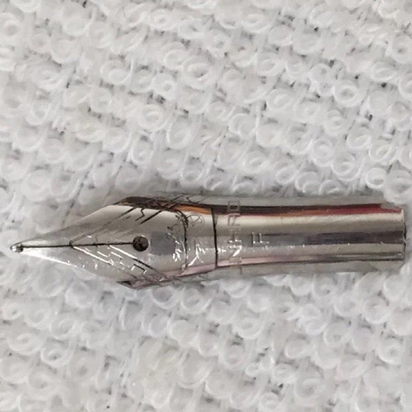St Penpps 1pcs Hero Fountain Pen Metal Twist Gray Vetical Drawbench ...