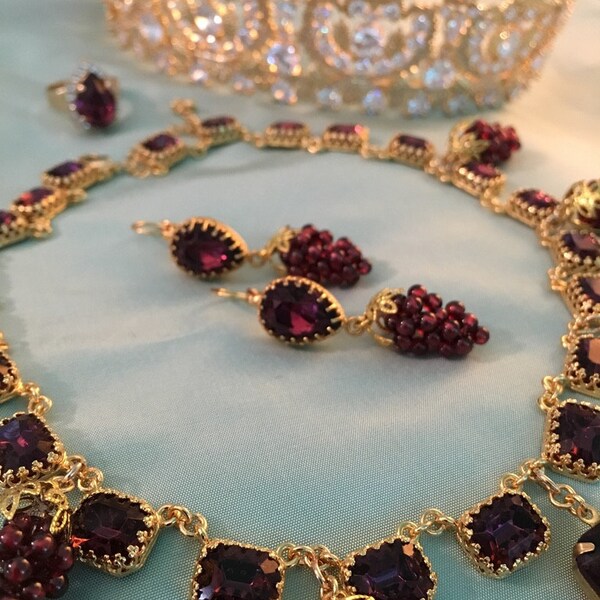 Victorian SUN Intaglio Necklace, Gold and Black Intaglio, 16k Gold ...