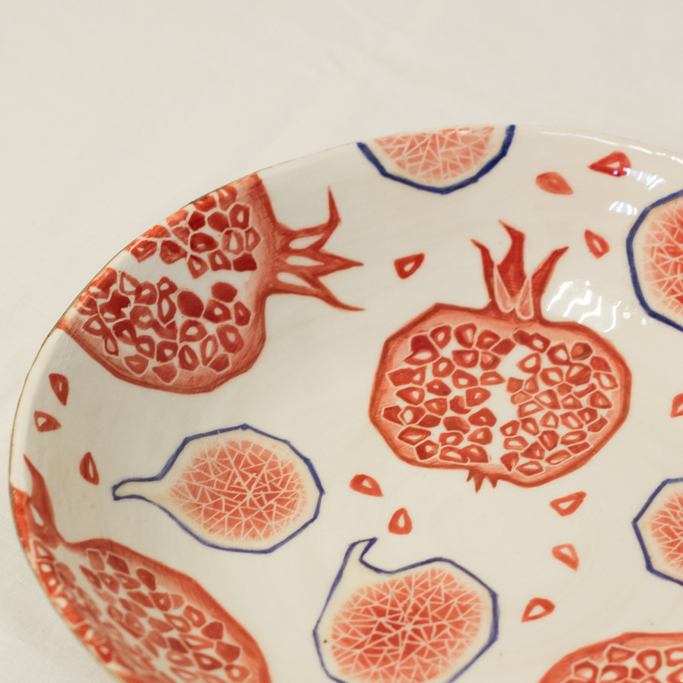 Home & Living white pottery tableware with botanical prints wedding ...