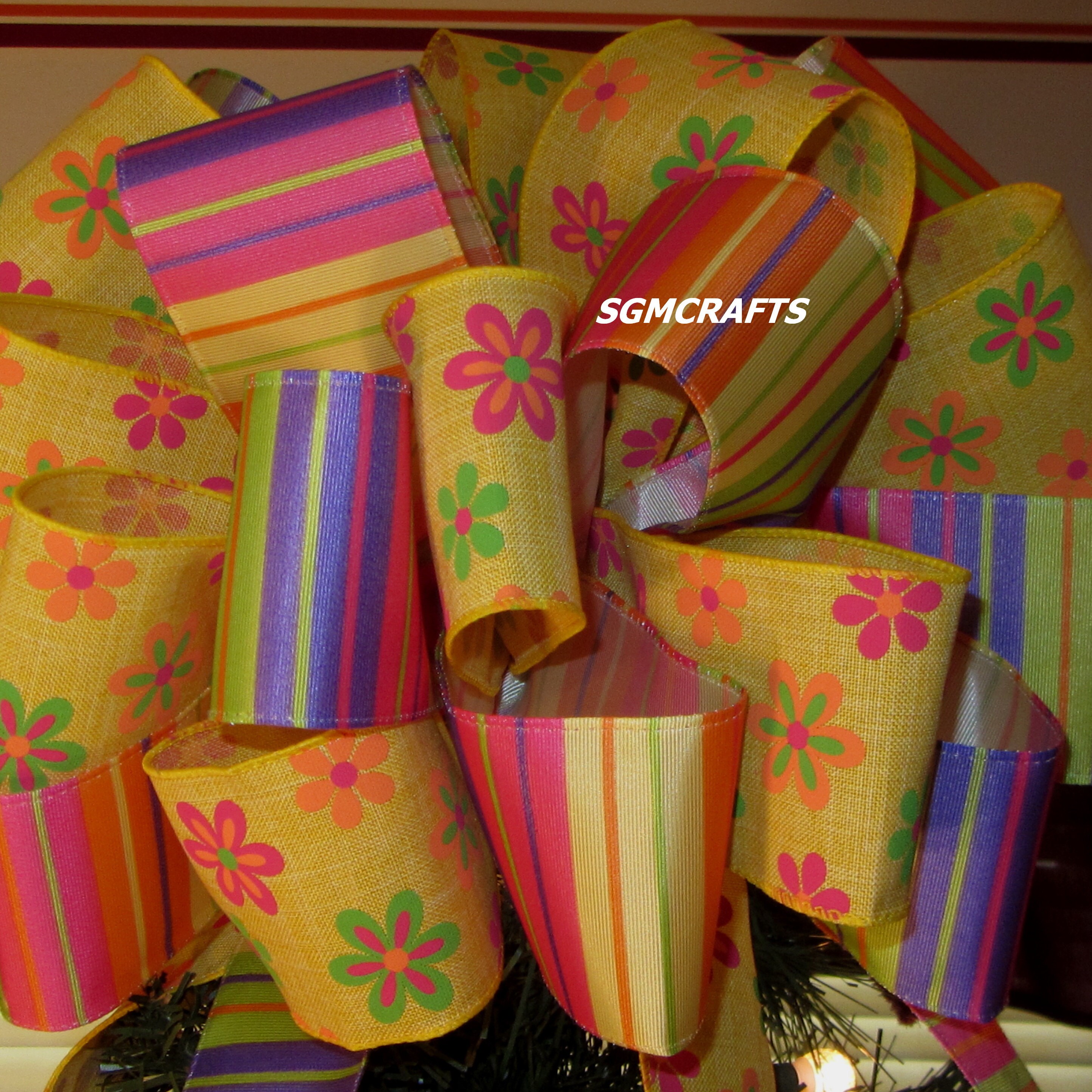 Deco Mesh Wreaths Bows and Illuminated Glass Blocks by SGMCRAFTS