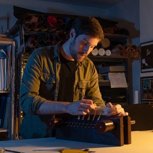 TheBookbindersBench - Etsy