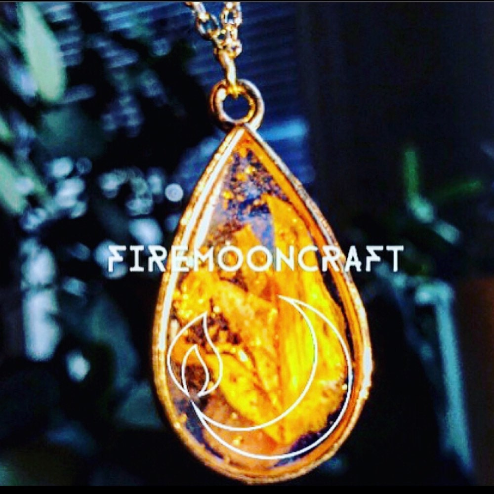 handcrafted jewelry featuring flowers & gems by firemooncraft