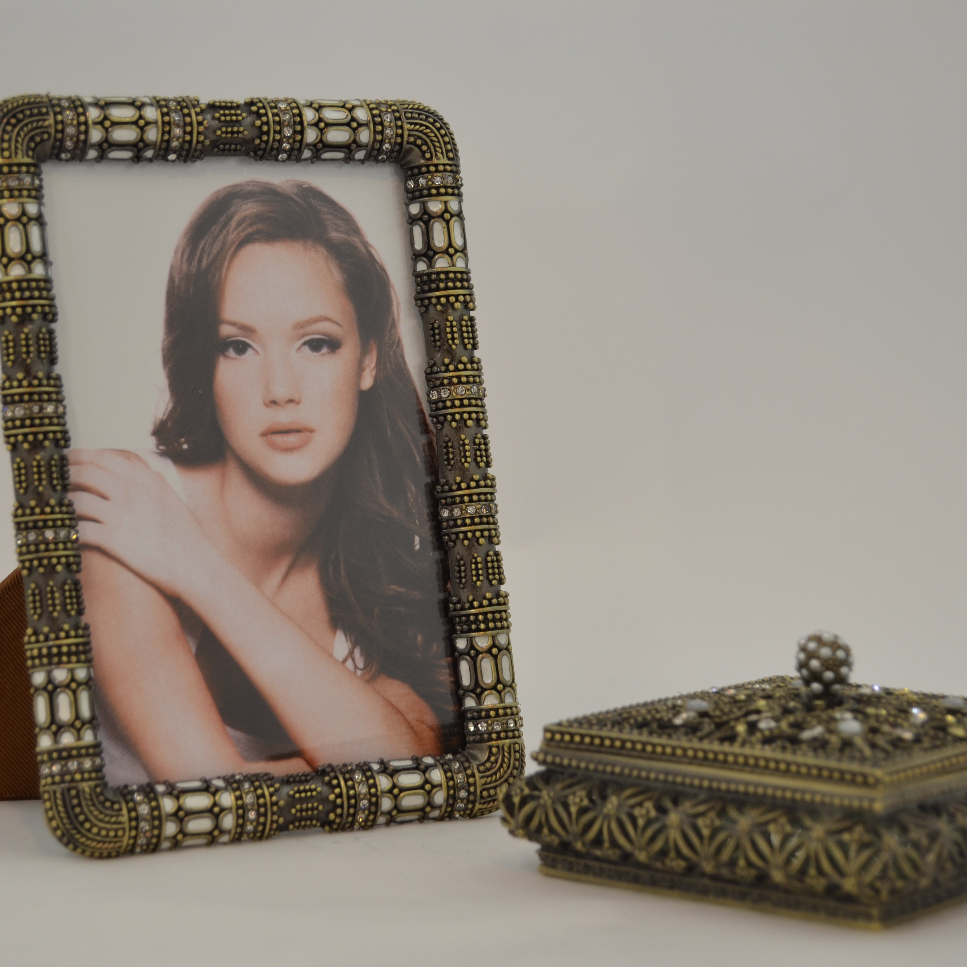 Collectibles Figurines & Knick Knacks Hand Painted French Limoges Tulip ...