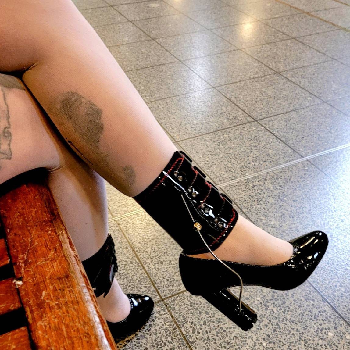 DesignerLegwear - Etsy Australia