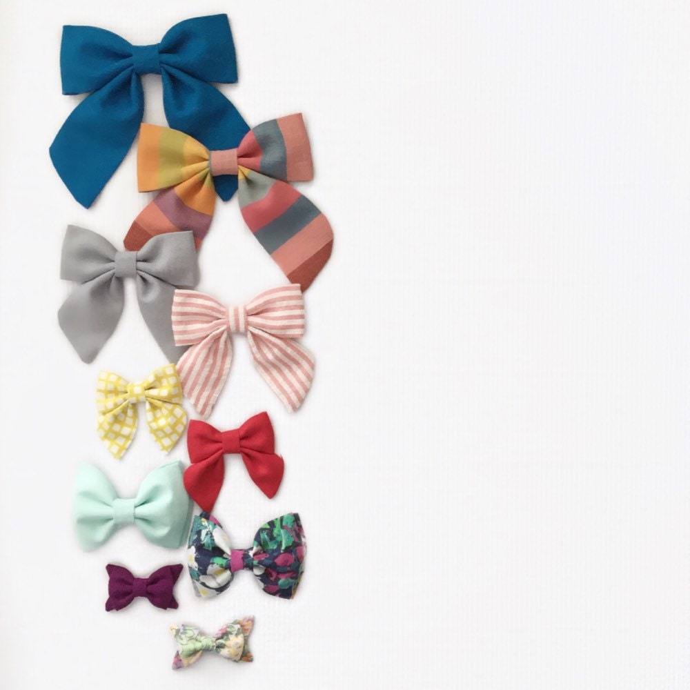 Quality simple bows for all day every day. by ADashofSassDesigns