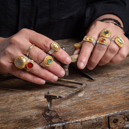 Omiya - Etsy Israel