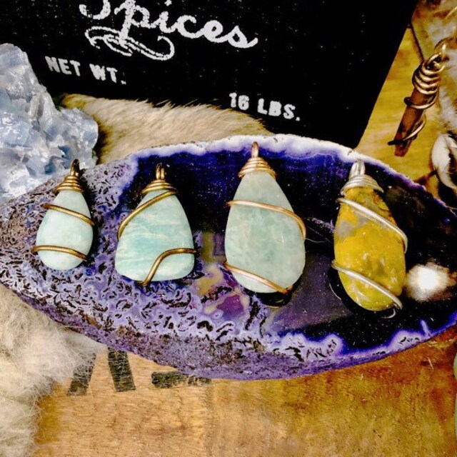 Exotic Crystals & Handmade Gemstone Jewelry by GypsyGemsCrystals