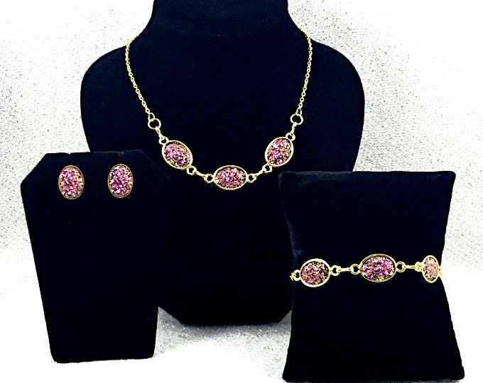 Elegant Handmade Jewelry and Accessories. by WisteriaSkyBoutique