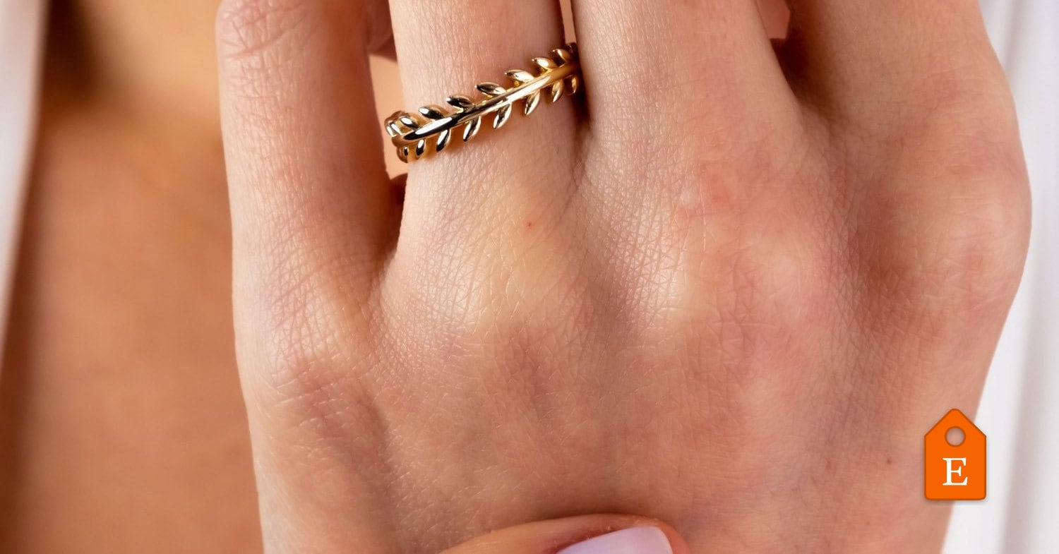 14K Gold Laurel Wreath Ring Vine Wedding Band Ring Dainty - Etsy