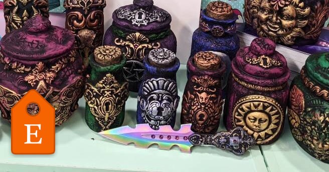 Deathshead Moth Apothecary Jar Potion Bottle / Gothic Home Decor Wiccan ...