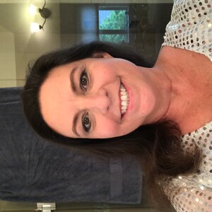 12mm1/2 Bright Red Pearlized Recycled Glass Square Mosaic Tiles50pc ...