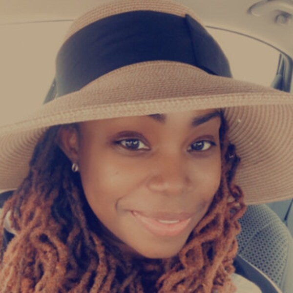 Large White With Black Accents Daisy Rose sara Flower Poly Burlap ...