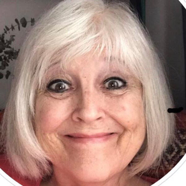 Famous Faces Silhouette SVG Bundle: Iconic Celebrity Designs for ...