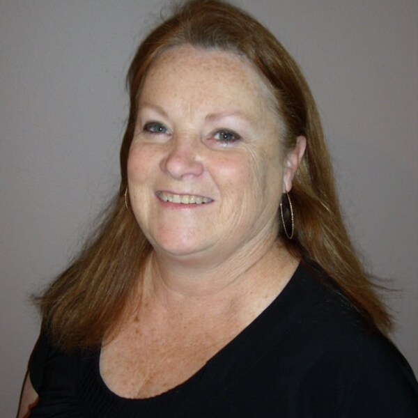 Modern Medallion Quilt Pattern by Beyond the Reef Quilting - Etsy