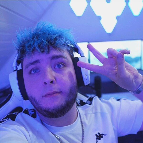 Valorant Badges Ranks 34 Extra Ranked Badges Bit/sub Badges Valorant ...