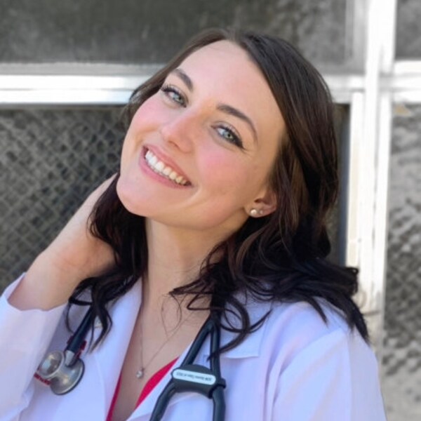 AMCAS 15 Activity Example Essays 700 Character Essays and Most ...