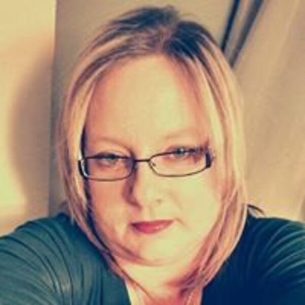 The Cat in the Hat Handprint Art, Read Across America Craft Ideas, Dr ...