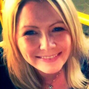 Chinoiserie Wallpaper Peel and Stick, French Toile Wallpaper, Botanical ...