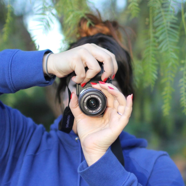 StayGoldMedia - Etsy