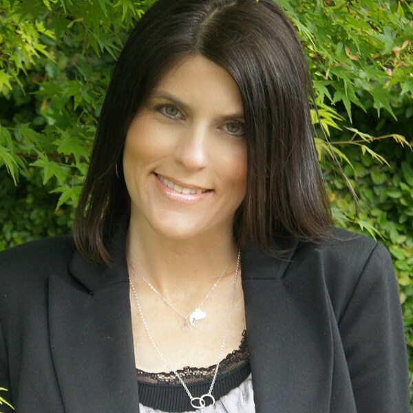 Sis Necklace, Perfect Gift for Sister, Necklace Gift, Name Charm ...